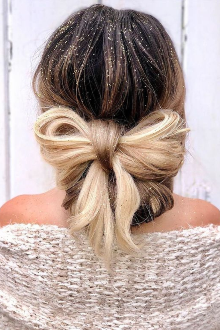 Coiffures de Noël : 25 idées pour trouver l’inspiration