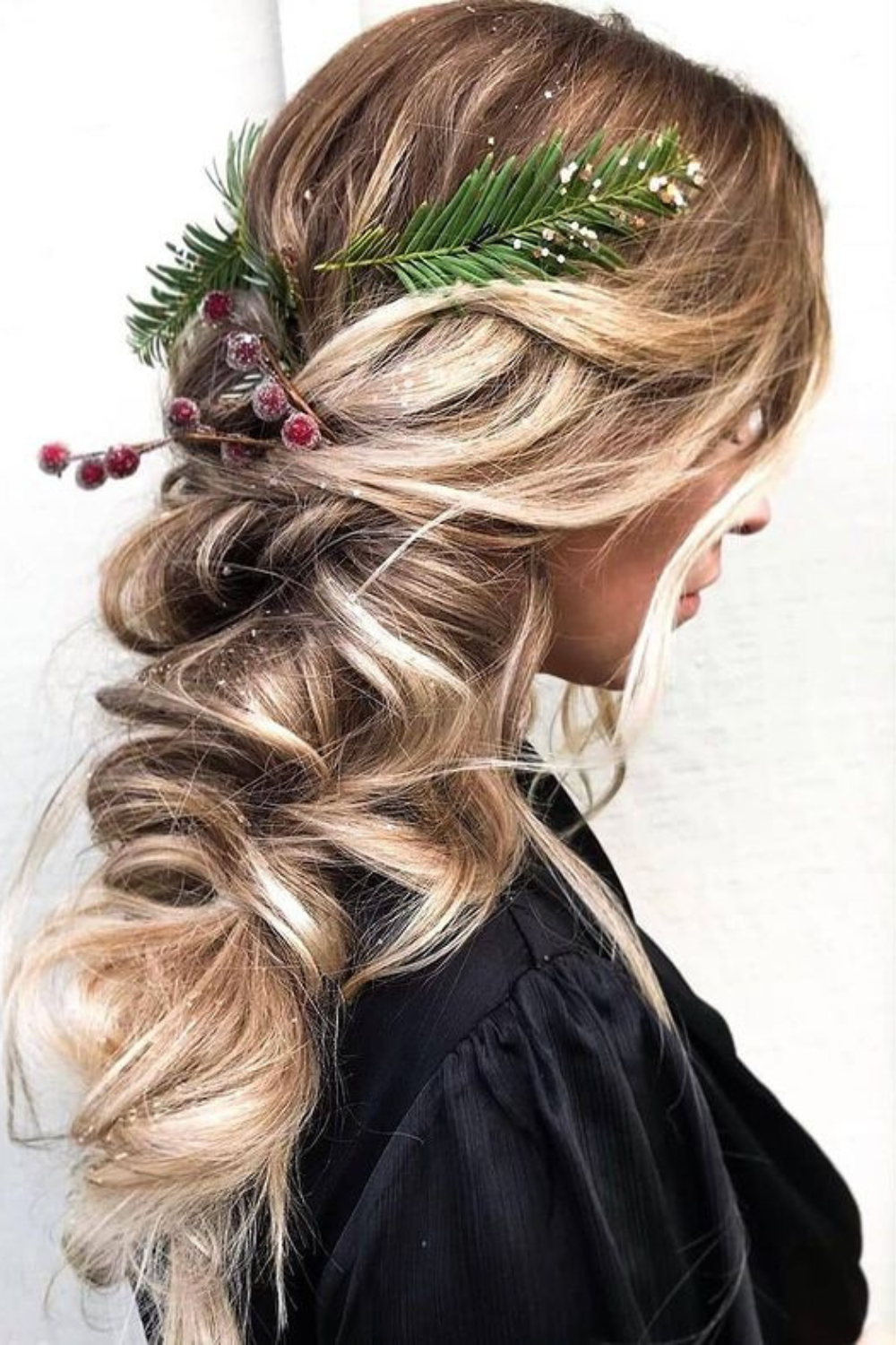 Coiffures de Noël : 25 idées pour trouver l’inspiration